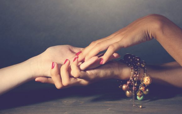 Zavirite u dlan i saznajte šta linija srca govori o vašem životu