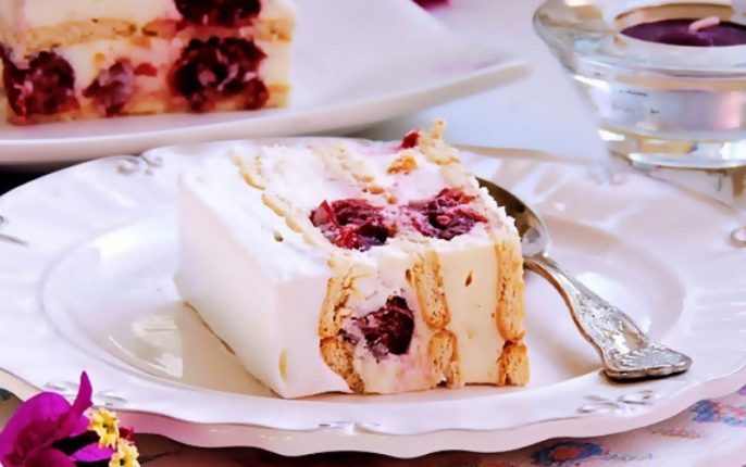 Vrhunska poslastica: Kolač čokoladna bomba